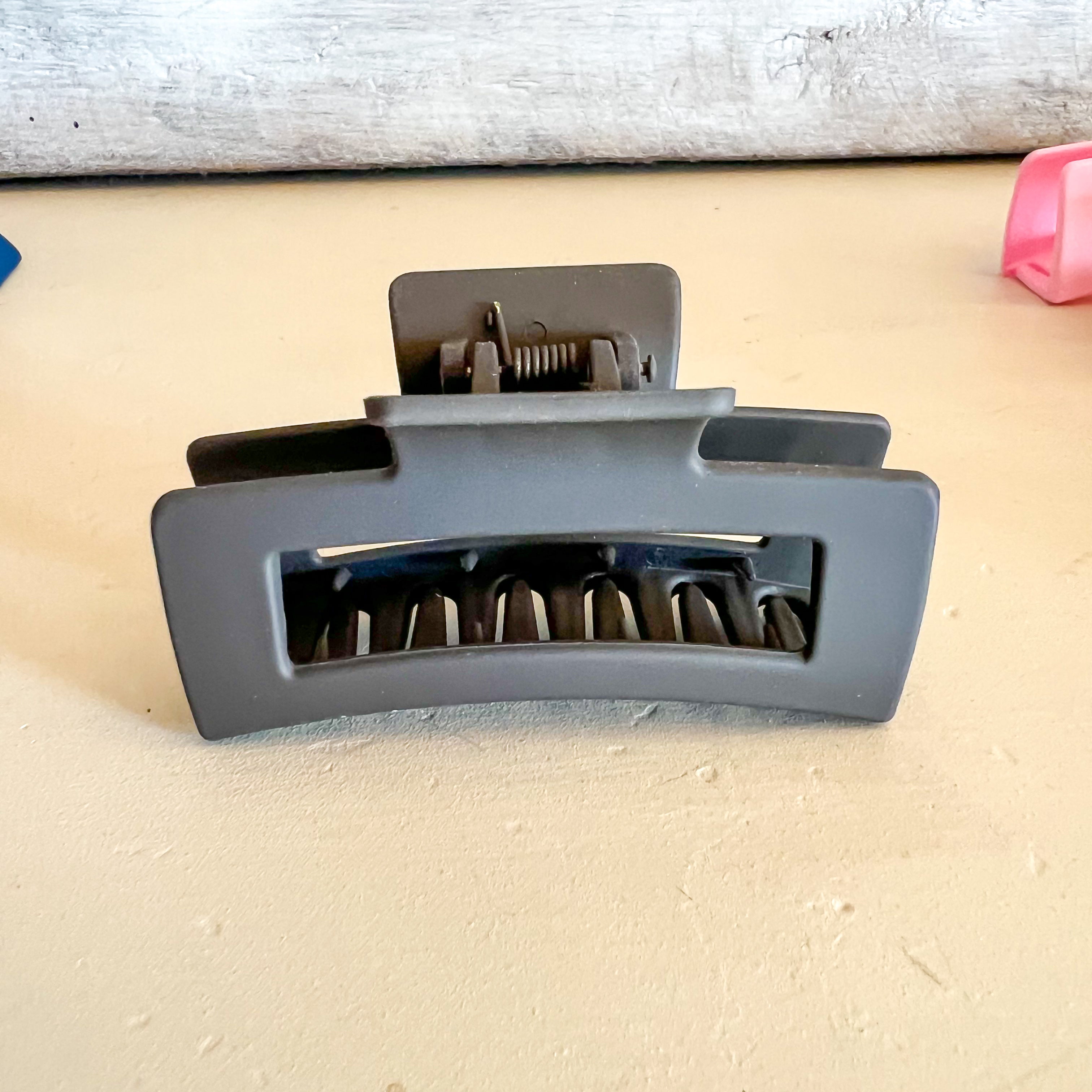 Grey Hair Clip – pecancreekdesigns